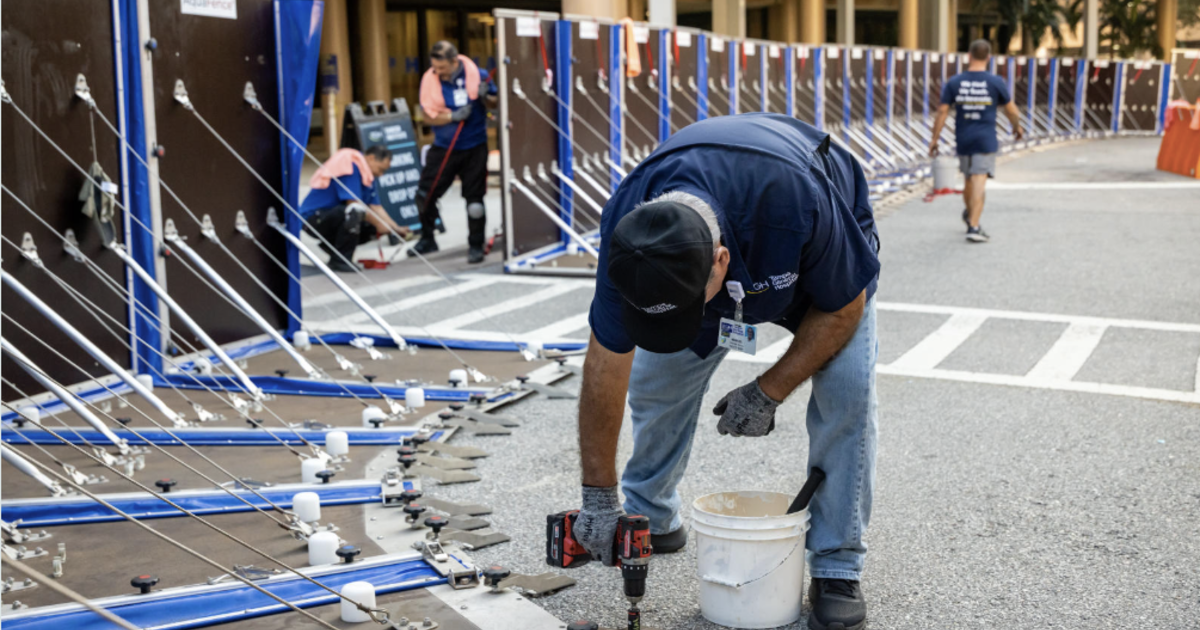 Water fence erected to protect Tampa General Hospital during Hurricane ...